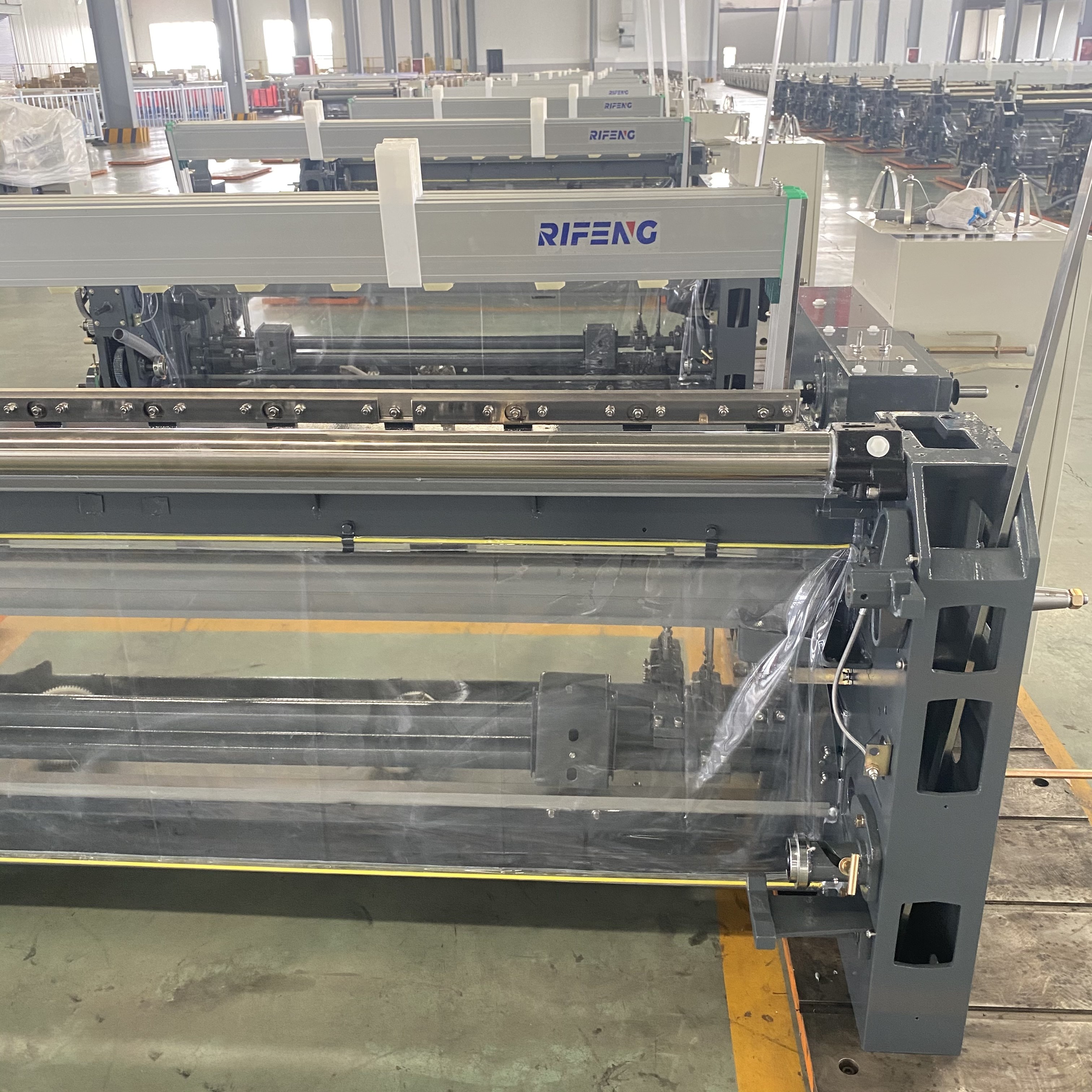 Single Nozzle 190cm Water Jet Weaving Machine 1000 RPM Cloth Weaving ...