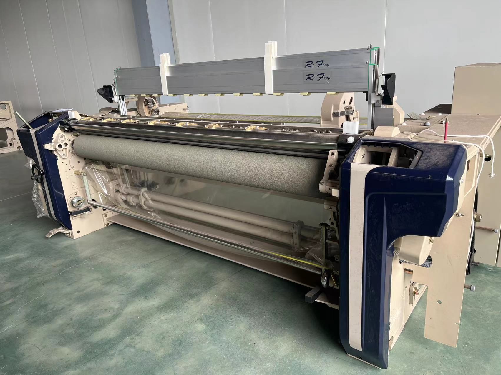 Yarn Twisting Mechanical Weaving Loom 1000 RPM 280cm Textile Water Jet ...